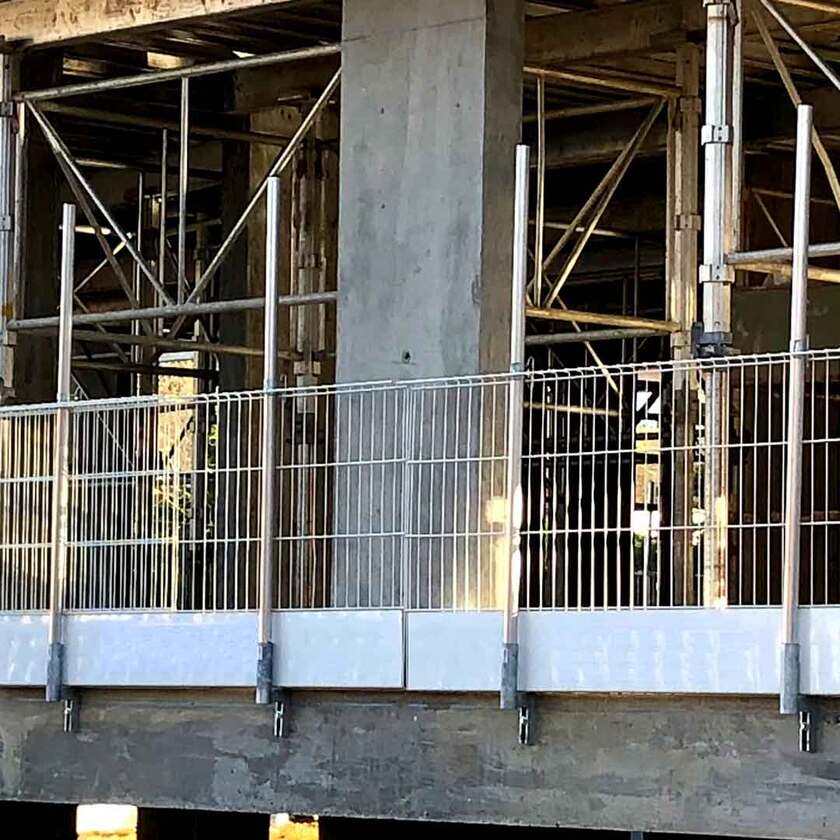 Edge Bracket Slab - Barrier System component Haki